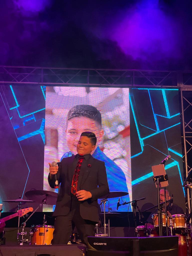 Robert Guzmán «La Voz» triunfa con su espectáculo «Mi primer Concierto ...